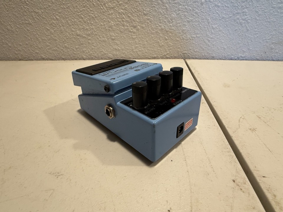 BOSS CEB-3 Bass Chorus Effects Pedal Compact Guitar Effect Made in ...