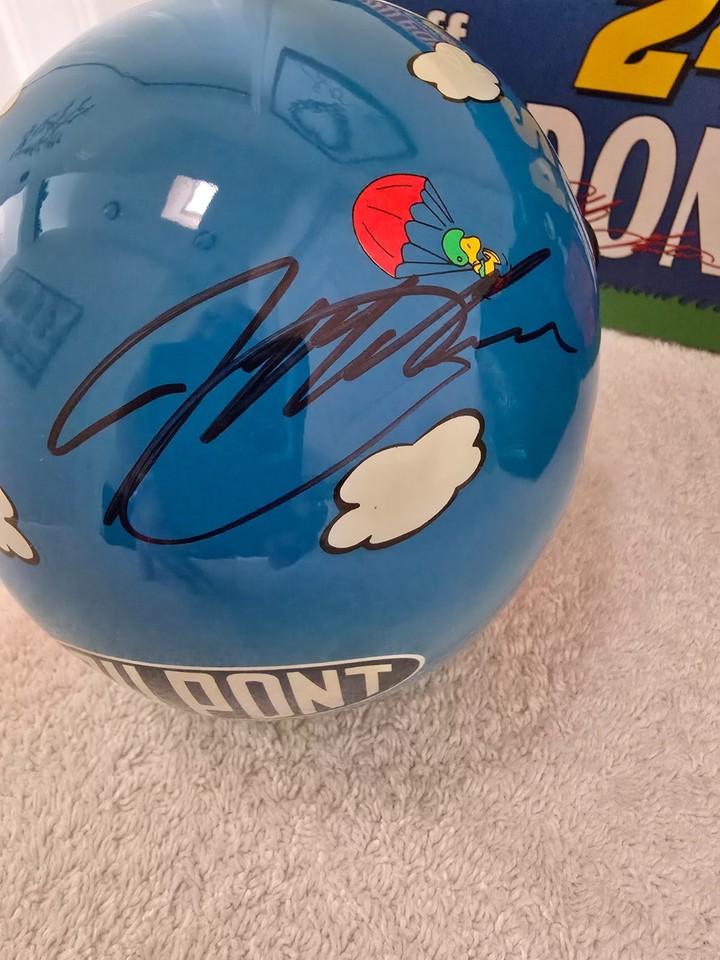 Jeff Gordon Snoopy Peanuts Dupont Signed 1:2 scale Helmet Limited ...