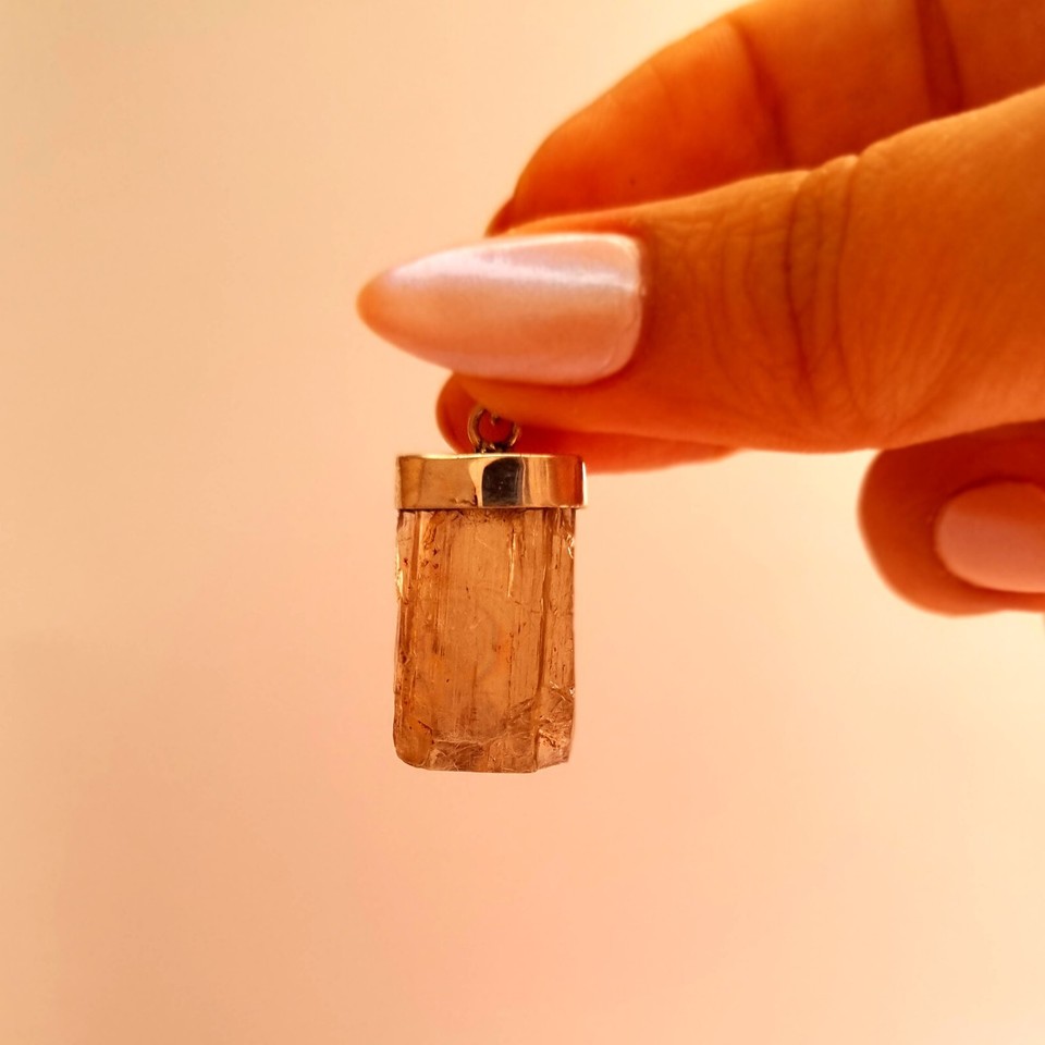 Genuine Color Change Zultanite Crystal (Diaspore, Csarite) 925K Silver ...