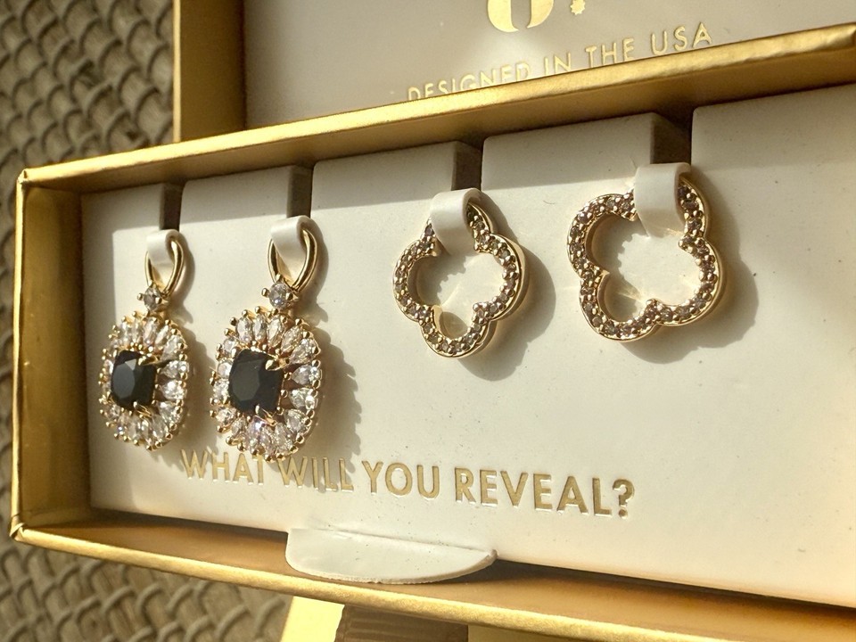 Bomb Party Charming Hoops ER91386 Better Make It Count Gold Clover ...