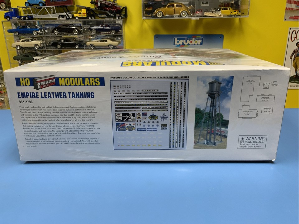 EMPIRE LEATHER TANNING WORKS - HO Scale - HUGE KIT WALTHERS 933-3798 ...