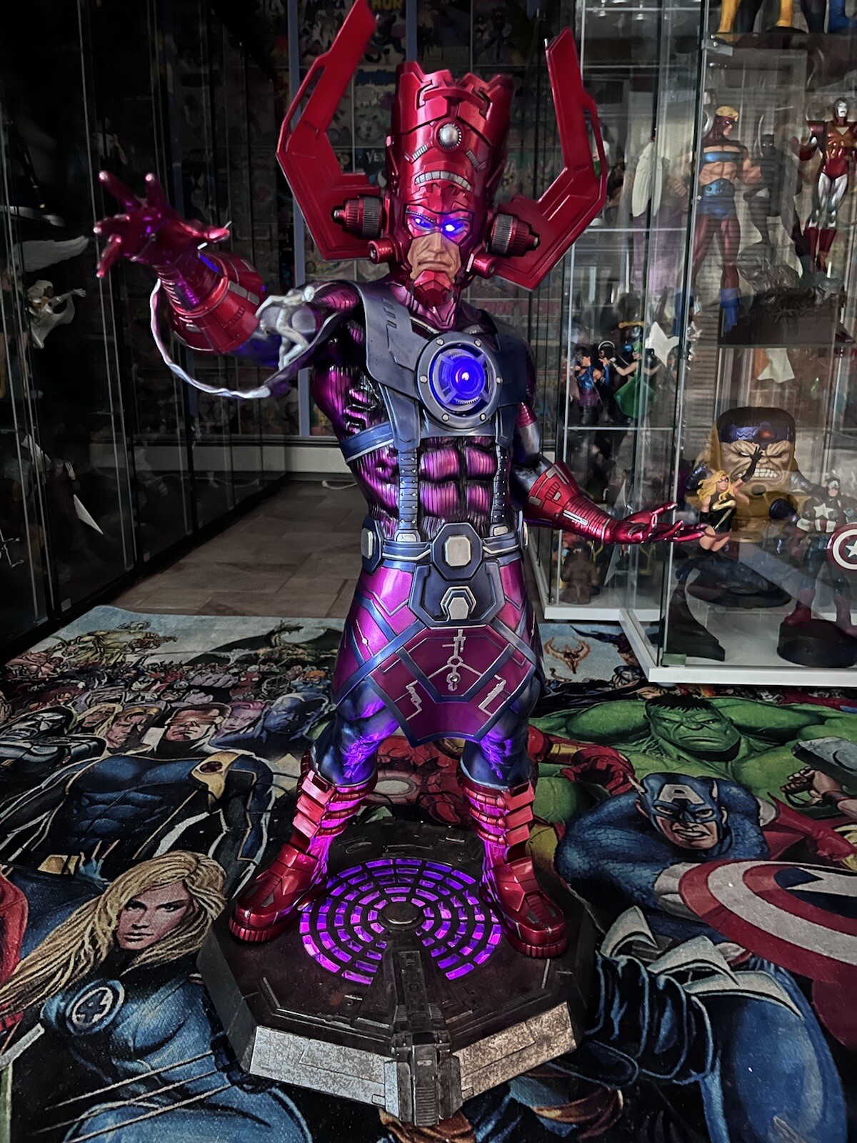 Sideshow 2013 Galactus Maquette With Exclusive Light Up Feature. | eBay