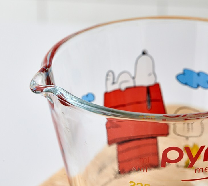 PYREX x PEANUTS SNOOPY Measuring Cup 2p set- 500ml(16.9oz) 250ml(8.5oz ...