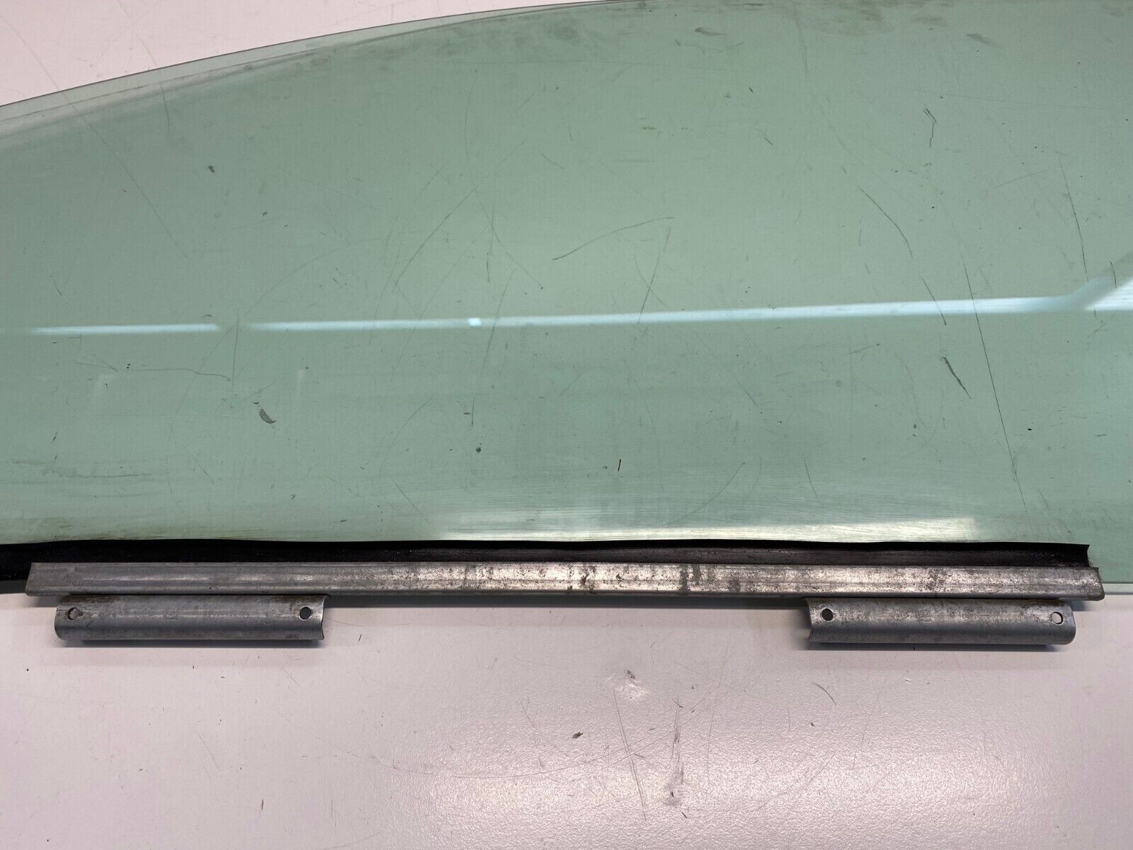 Renault Twingo Typ. C06 1.2 16V Türscheibe Seitenscheibe Vorne Links ...