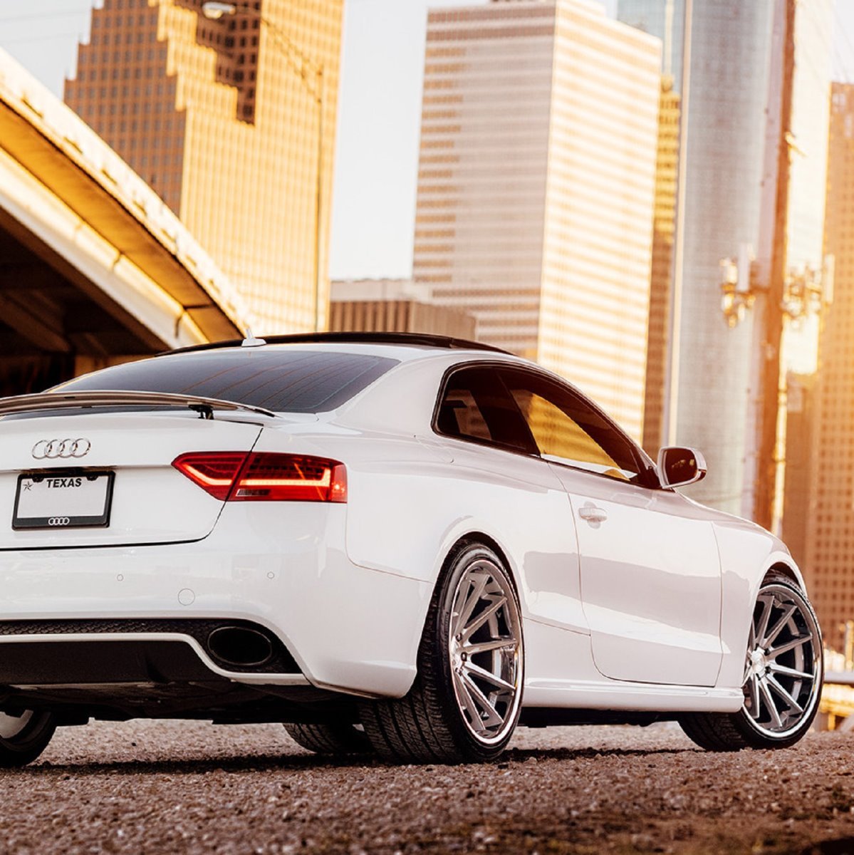 19x9.5 FERRADA FR4 SILVER w/ CHROME LIP CONCAVE WHEELS RIMS | eBay