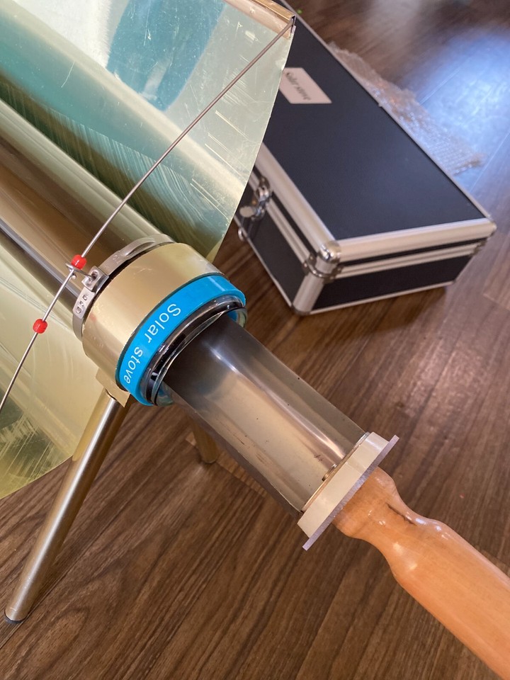 Solar Portable Kitchen. Cooking in The Sun. Solar Stove, Emergency Home ...