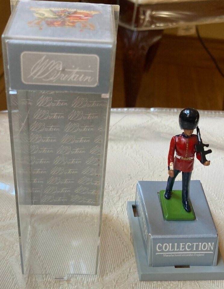 W. Britain Pageantry Heritage Collection Hand Painted Metal Royal Guard ...