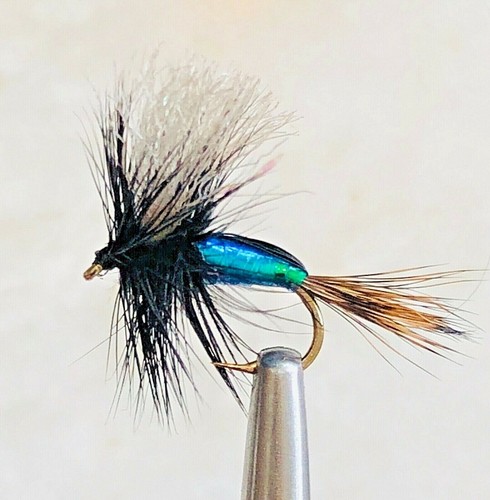 BLOWFLY CRYSTAL HUMPY DRY FLY FISHING FLIES - 12 x SIZE #14 | eBay