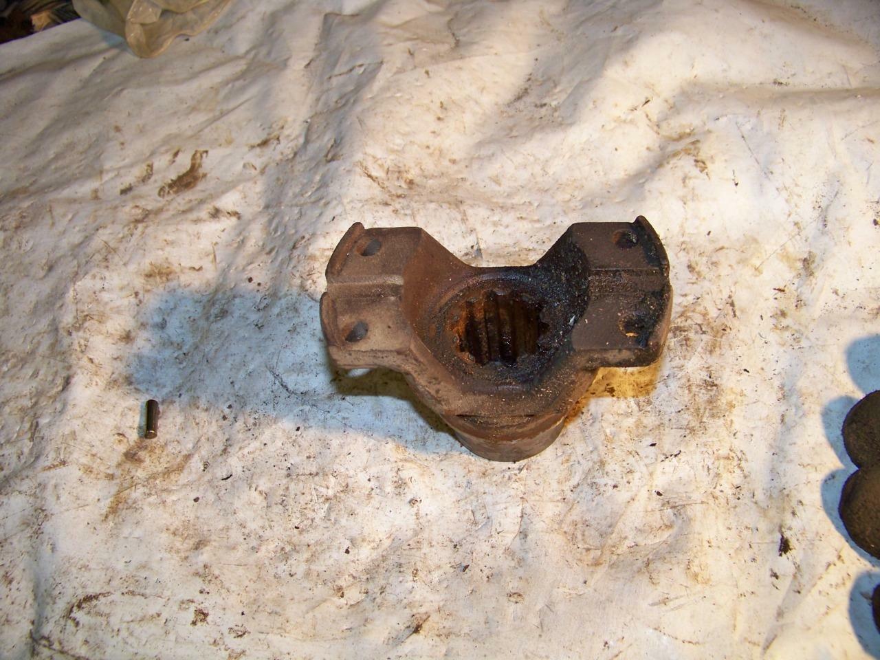 Gamma goat Gama Goat output yoke GM 4 speed muncie SM 420 M 561 M 792 ...