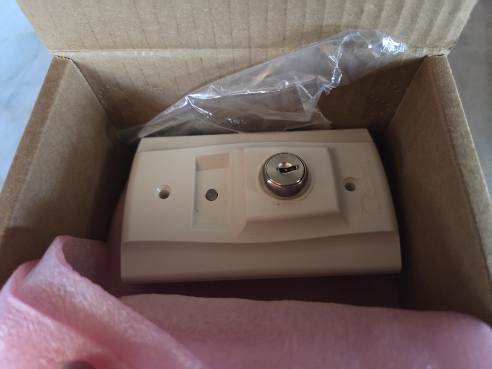 SYSTEM SENSOR RTS151KEY FIRE ALARM REMOTE TEST STATION - BRAND. NEW ...