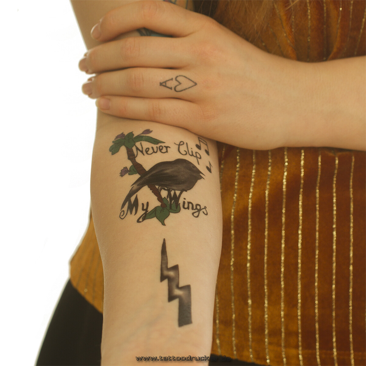 Tatuaggi Temporanei Amy Winehouse Tatuaggi Temporanei – Tattoo For A