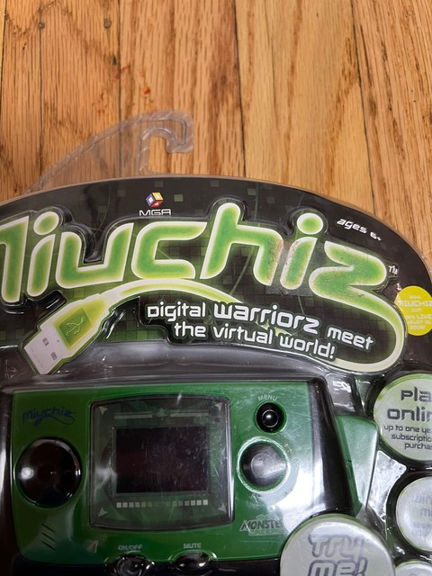 MIUCHIZ Monsterz Creeper Green Handheld Game by MGA Entertainment for ...