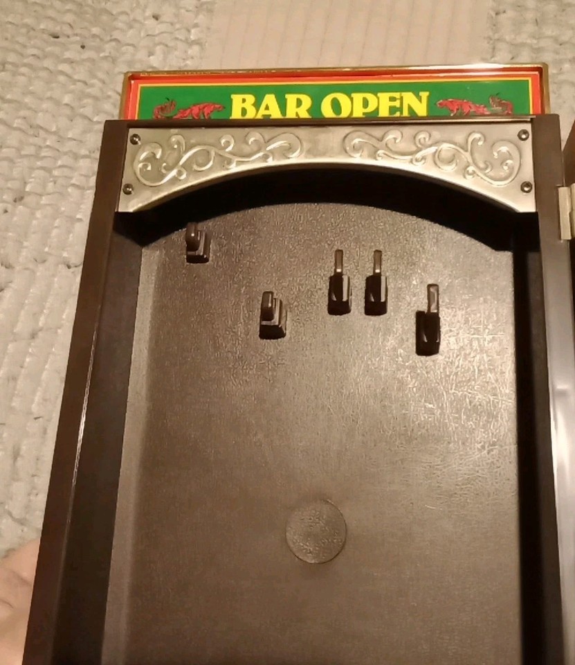 Vintage Waco One Armed Bartender , Jackpot Bar Set Slot Machine Case ...