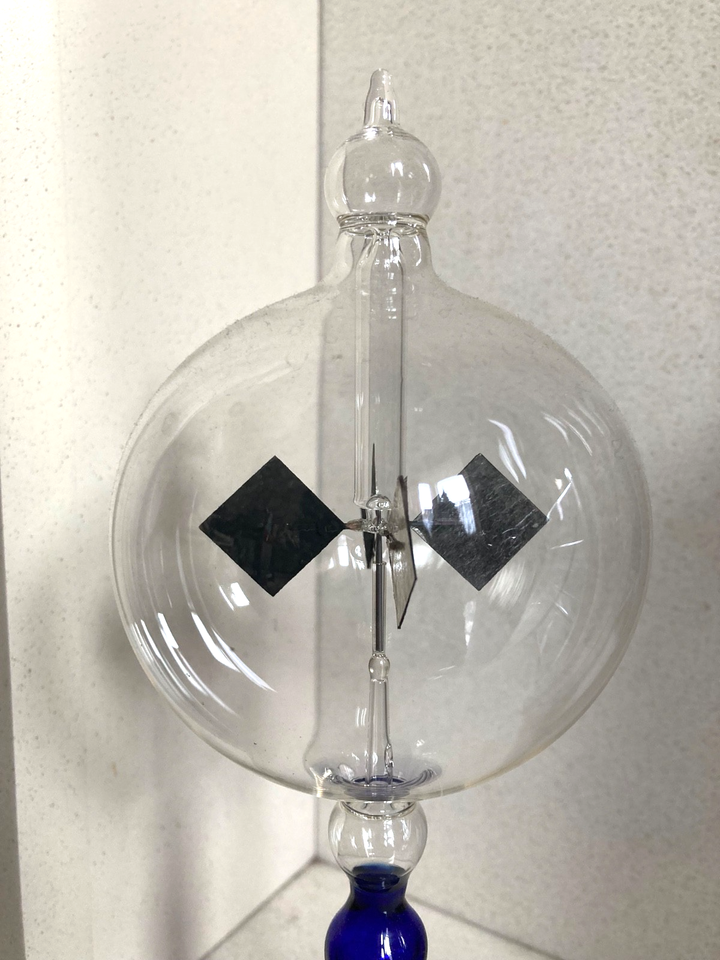 Blue Glass Base Crookes Radiometer/Light Mill Solar Powered Scientific ...