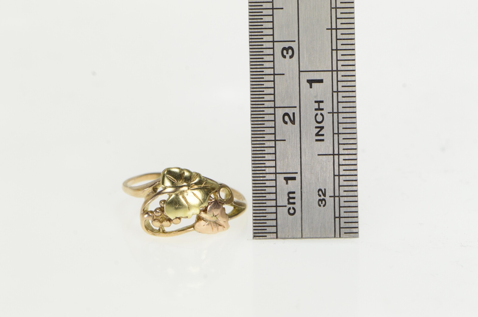 10K Grape Vine Motif Vintage Black Hills Ring Yellow … - Gem
