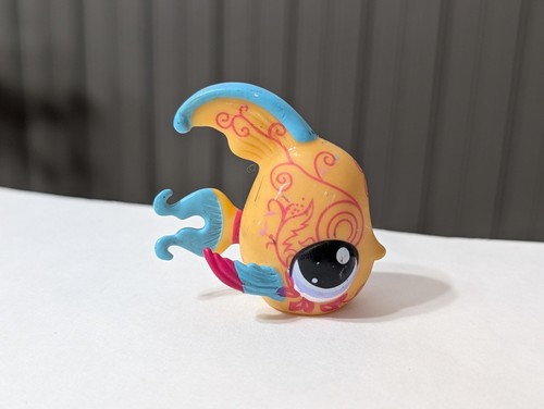 Littlest Pet Shop Postcard Pets LPS #1355 Angelfish Tattoo Yellow Blue ...