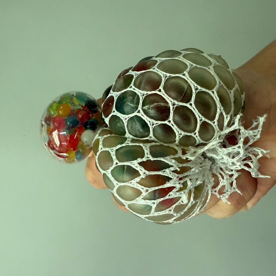 TranqSq Squeeze Toys, Grape Mesh Stress Relief Squeeze Balls Toys, 2 ...