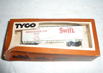 Tyco HO Scale Swift Refrigerator Line Box Car SRLX 1020 Model Train | eBay