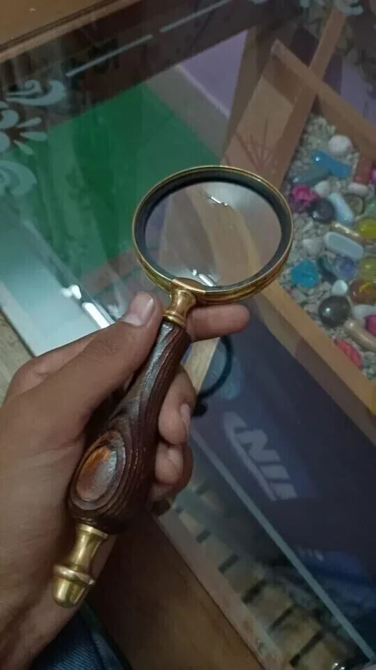Brass Magnifying Glass Vintage Magnifier W/ Beautiful Handle Decorative ...