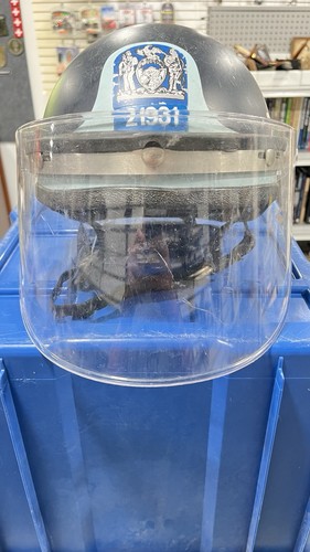 VTG 1970s AS-IS RIOT HELMET NYCPD NYPD REMOVABLE FLIP FACE-SHIELD & DOT ...