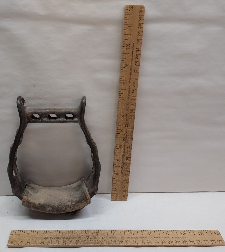 Single METAL STIRRUP - Vintage COWBOY WESTERN - Slotted Sides - Listing ...