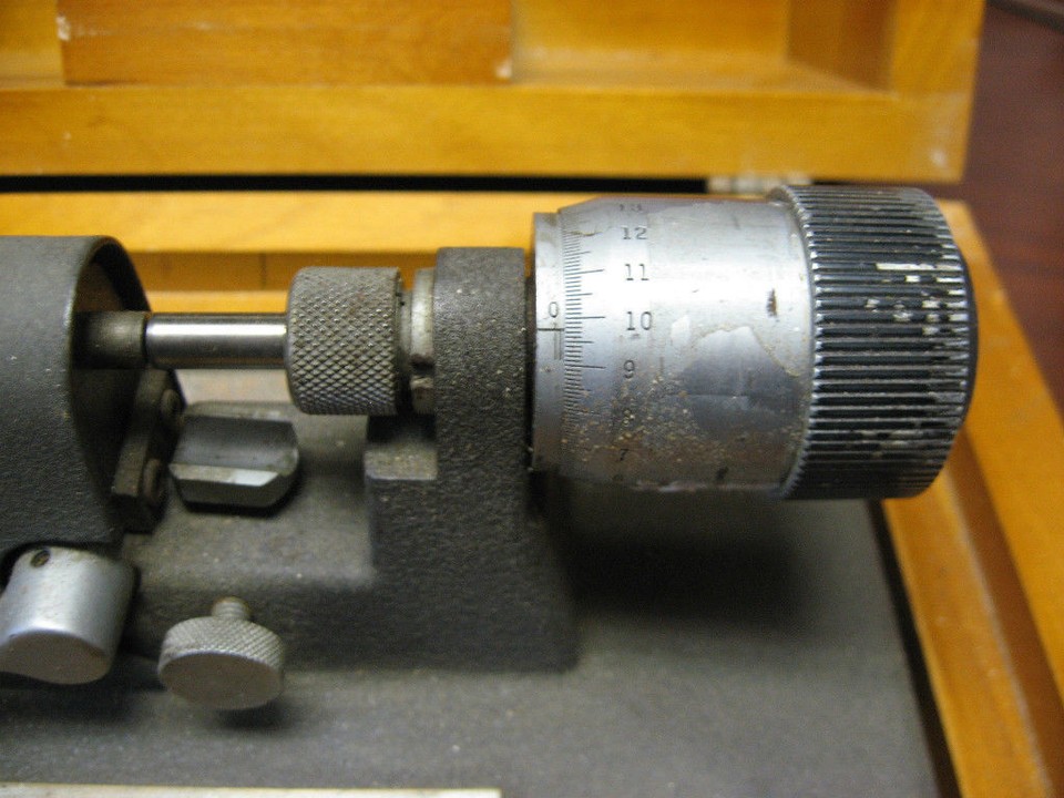 B & S- BENCH MICROMETER/COMPARATOR-MODEL 245(0- 0.5")10 | eBay