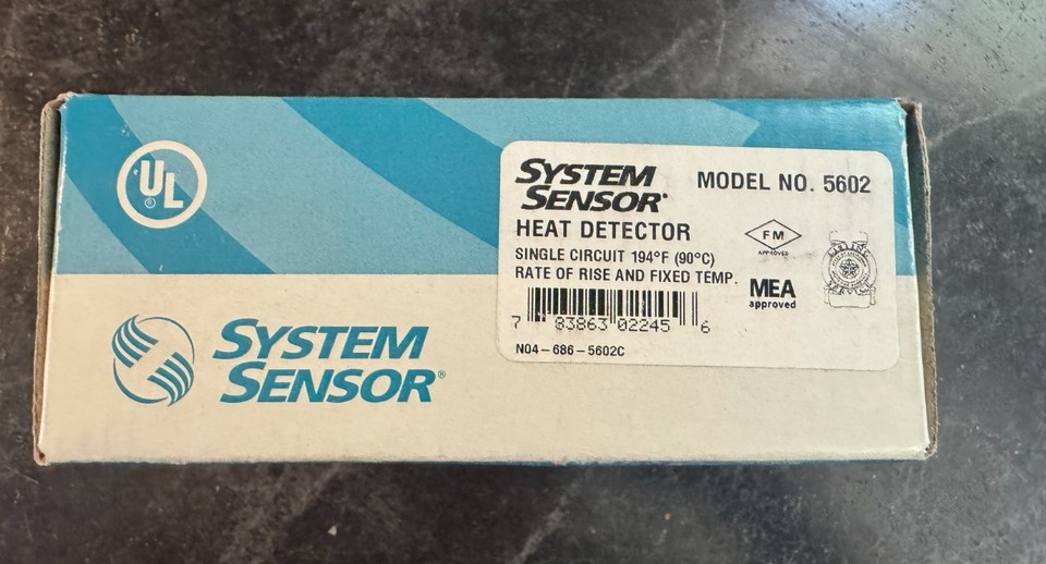 System Sensor 5604 Fixed Temperature Heat Detector - White 783863022470 ...