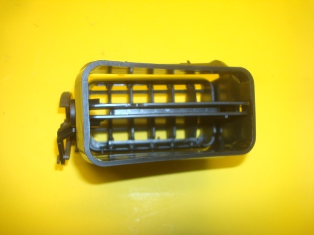 00-04 SUBARU LEGACY OUTBACK AIR VENT RIGHT PASSENGER DASH AC A/C OEM 01 ...