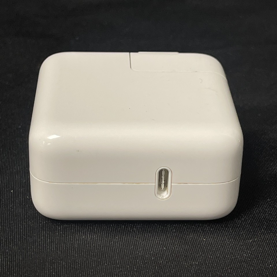 OEM Apple 30W USB-C Fast Charger Adapter A2164 (661-16205) - Genuine ...