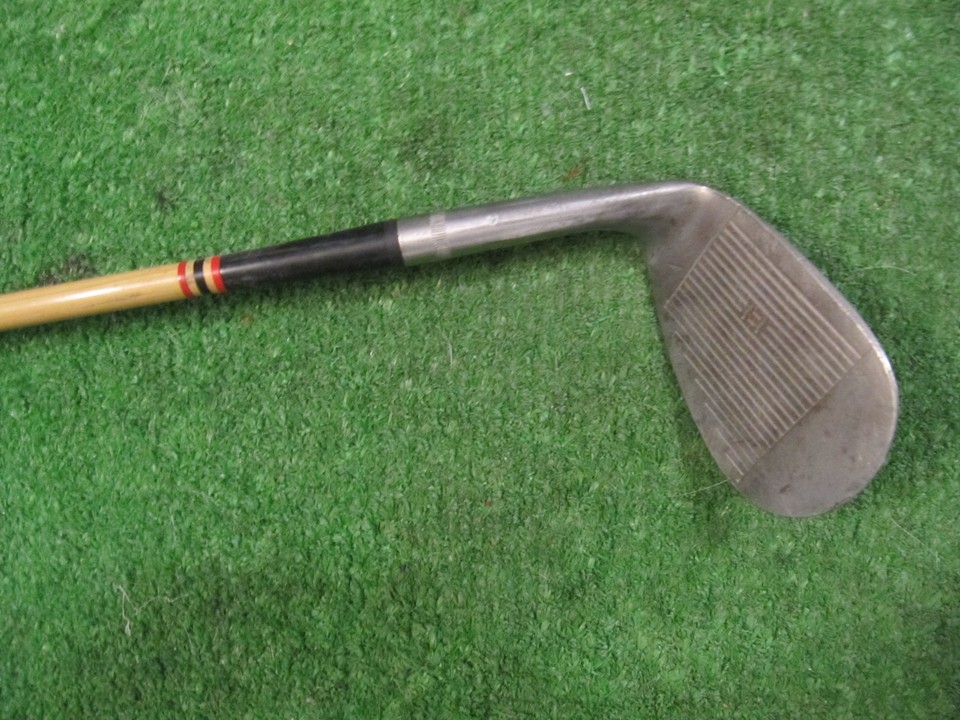 VINTAGE JOHNNY BULLA TURF CUTTER SAND BLASTER WEDGE FAUX WOOD SHAFT ...