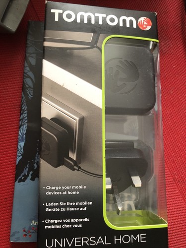 TOMTOM Universal GPS Sat Nav Charger - with Wall Socket Connection UK ...