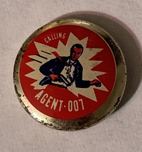 James Bond 1960s Pinback Button Calling Agent 007 Sean Connery Vintage ...