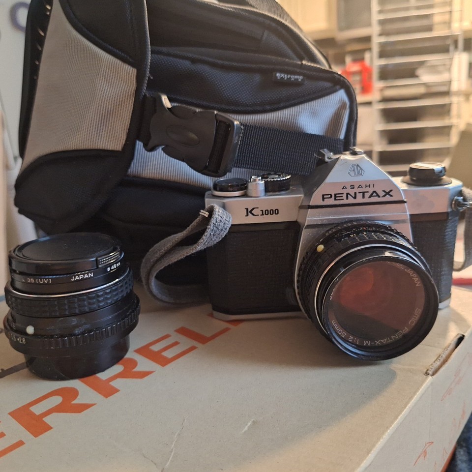 Pentax K1000 35mm SLR Camera Kit w/ 50mm &SMC Pentax-M 28mm f/2.8 ...