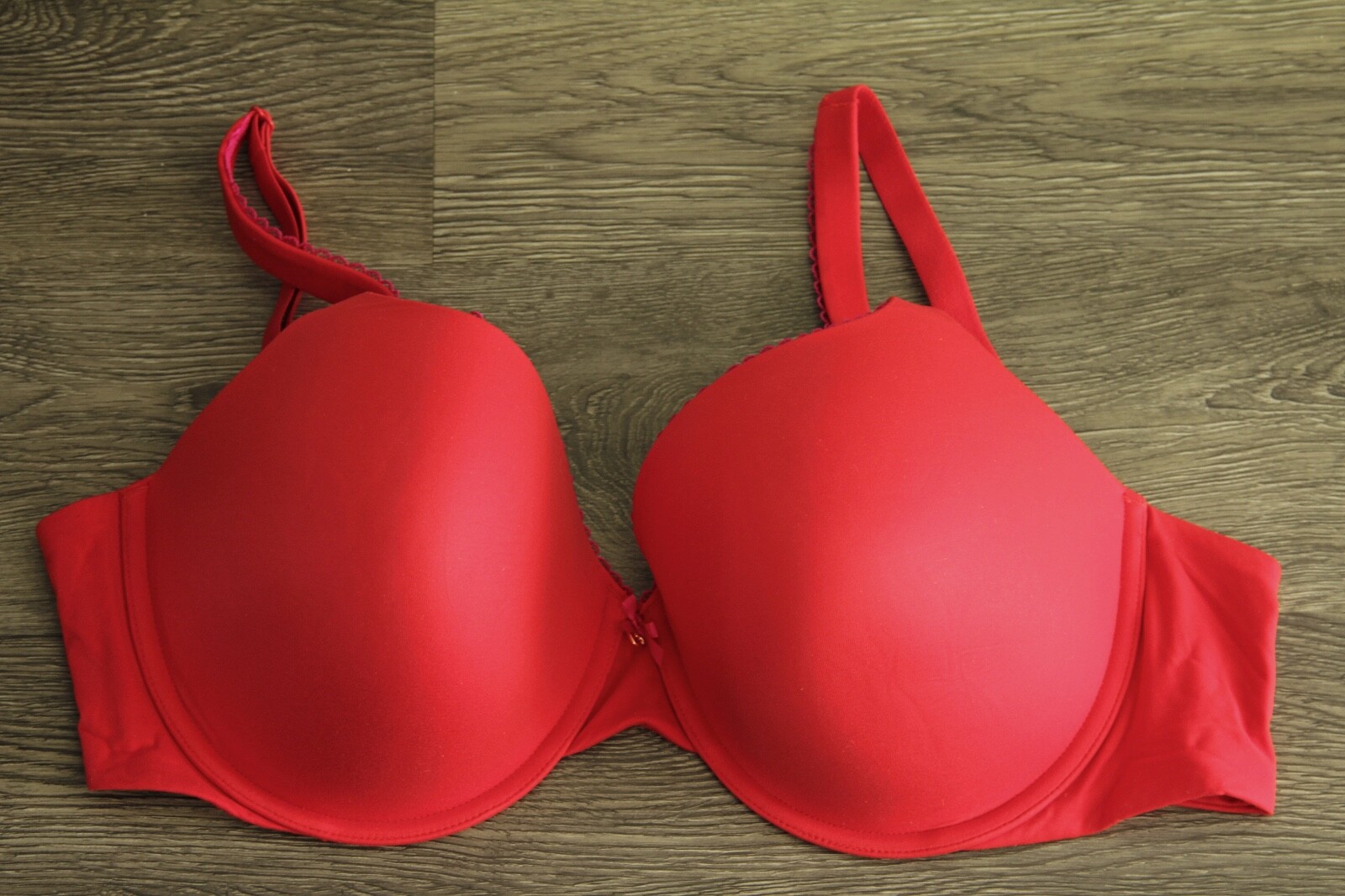 BODY by VICTORIA'S SECRET MEMORY FIT PUSH UP PERFECT SHAPE BRA size 38 ...