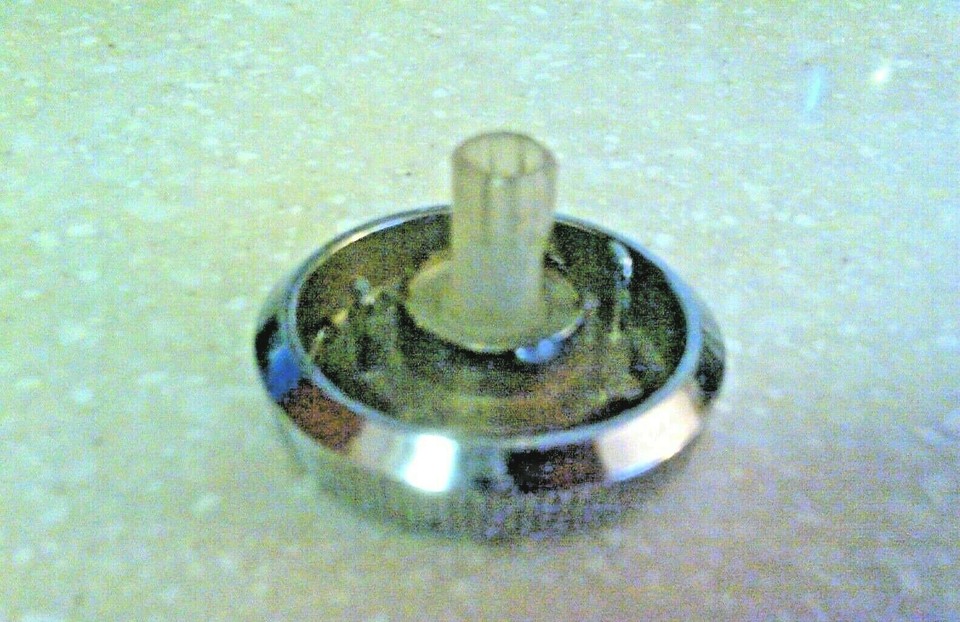 VINTAGE AM/AMC AMX JAVELIN RAMBLER GREMLIN NOS REAR SPEAKER KNOB BEZEL ...