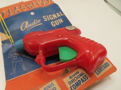 Vintage Flasheray Audio Signal Gun on Card Space Ray Gun TOY 1950s USA ...