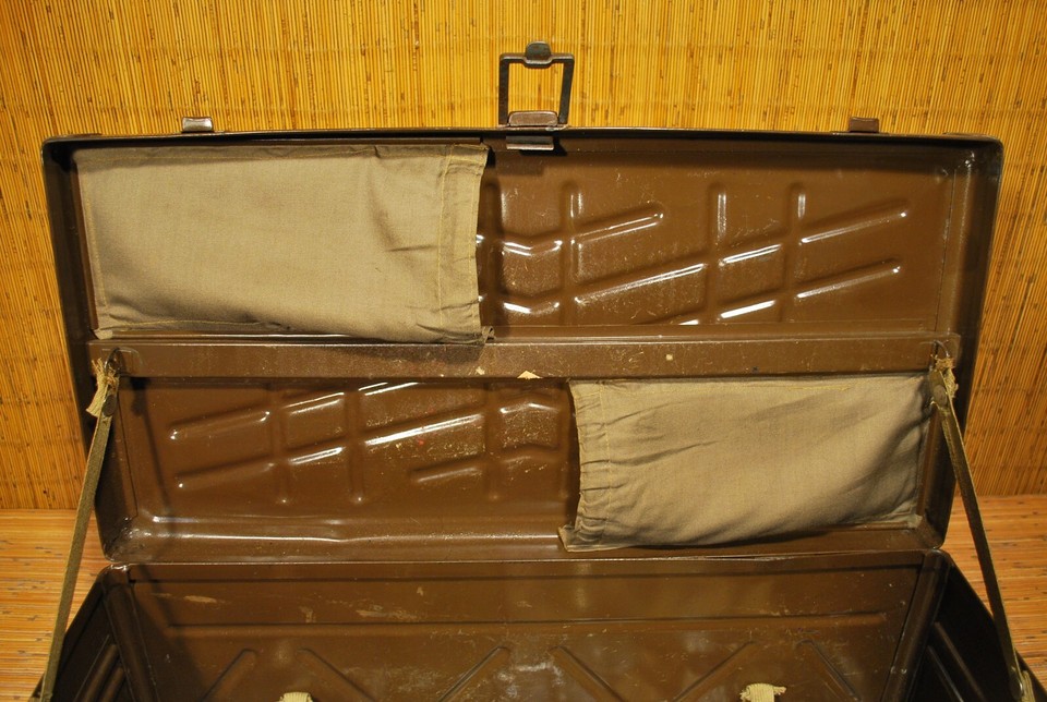 JAPANESE WW2 ARMY SOLDIER FOOTLOCKER / TRUNK | eBay