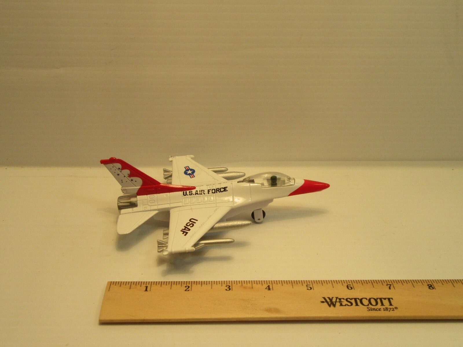 Lockheed Martin F-16 Falcon US Aircraft Toysmith Pull Back Toy White | eBay
