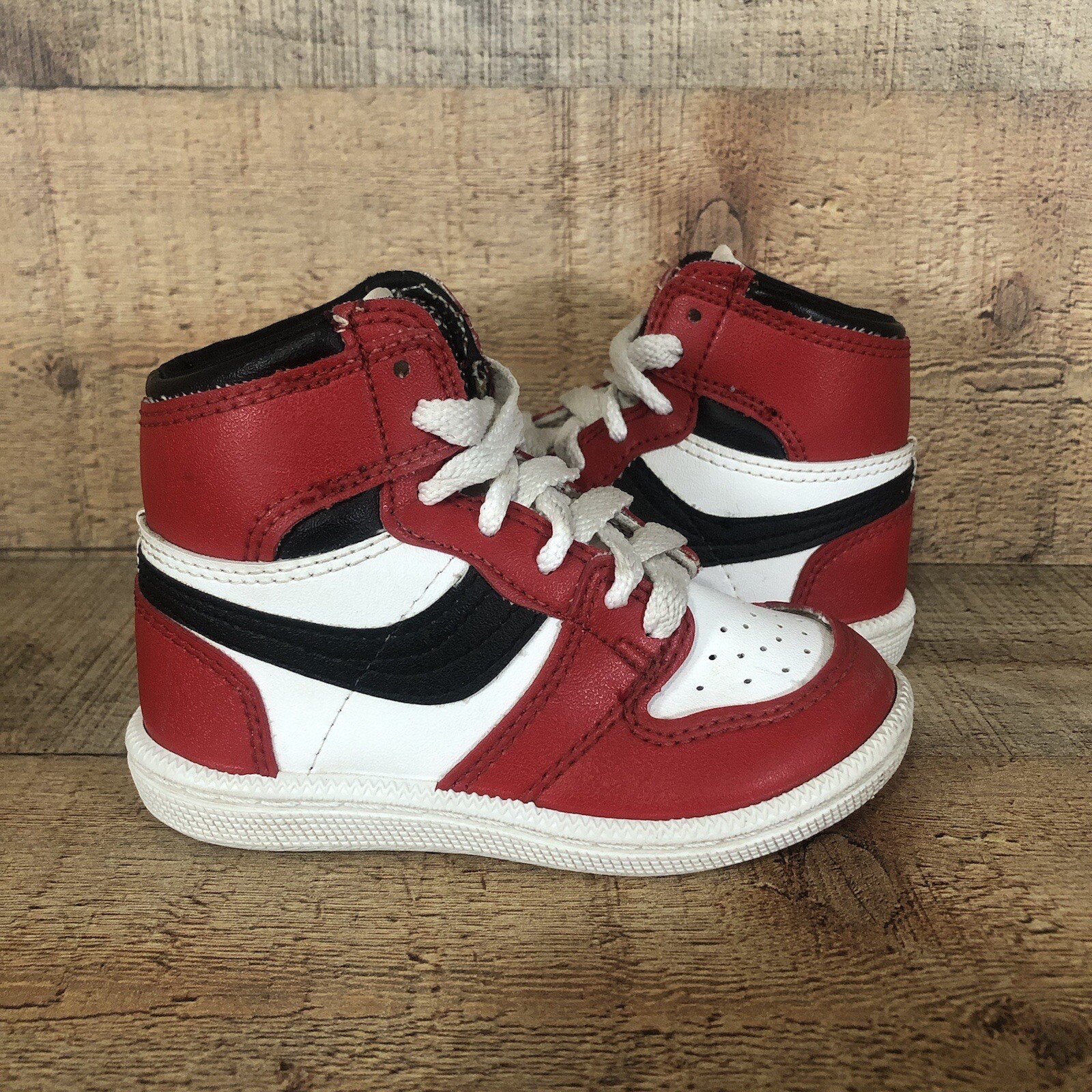 RARE OG 1985 Chicago Red White Black Sneaker Vintage … - Gem