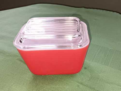 PYREX Vintage 501-B Red Refrigerator Dish 1-1/2 Cup with Lid - Made in ...