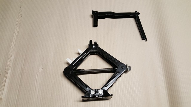 Genuine Ford MONDEO Mk5 2014 - 2020 Jack and Wheel Brace for sale ...
