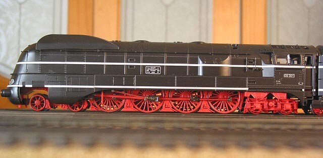 BRAWA DIGITAL HO 40212 DEUTSCHE REICHSBAHN STREAMLINED 4-8-4 STEAM LOCO ...