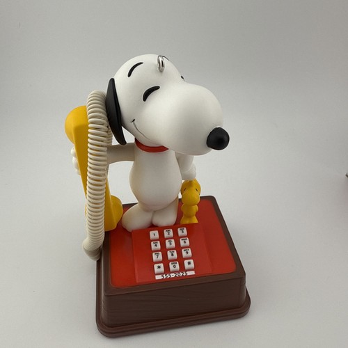 Hallmark Keepsake 2025 Hello Snoopy Peanuts Telephone Ornament | eBay