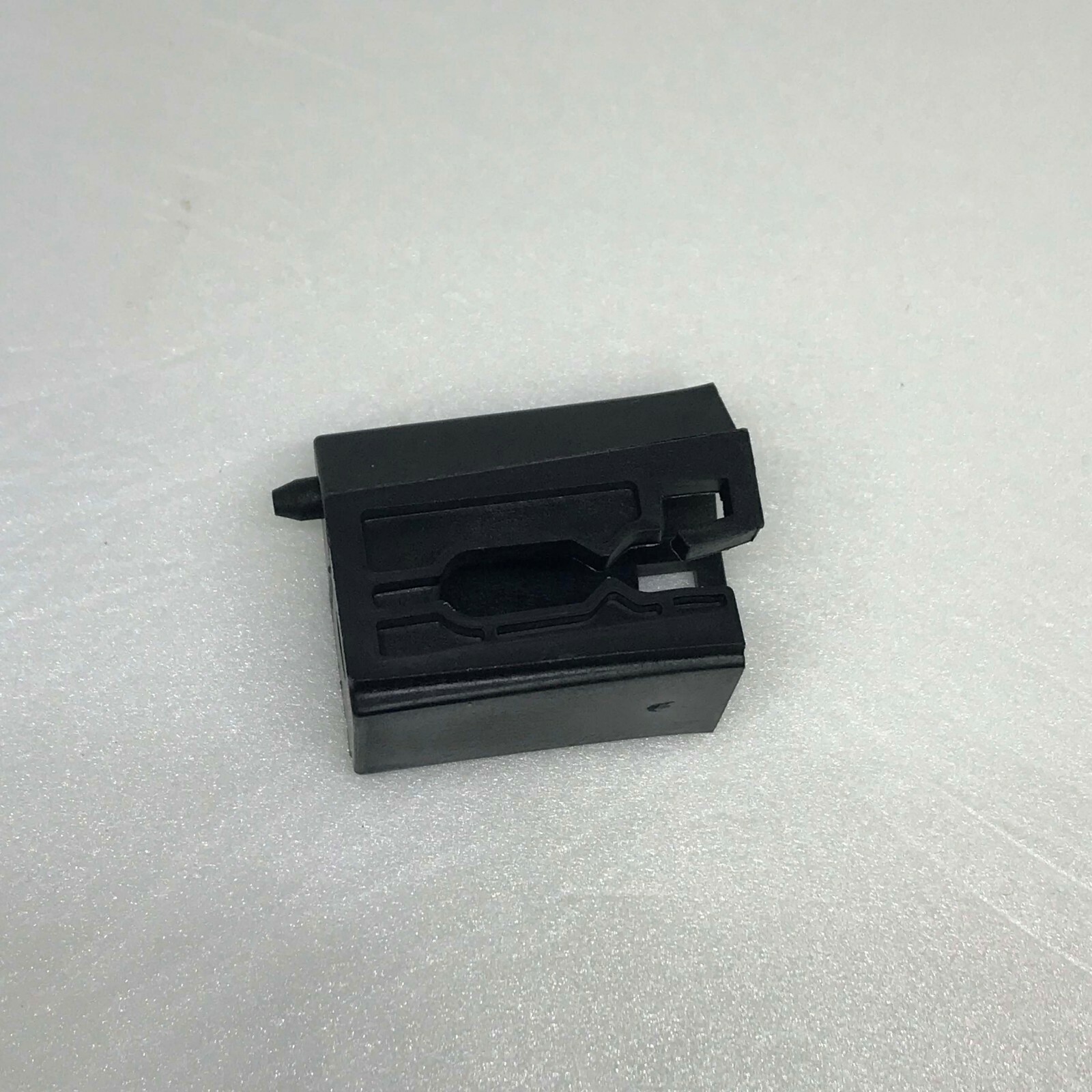 92173B1000 Hyundai O.e. Headlamp Mounting Clip - for sale online | eBay