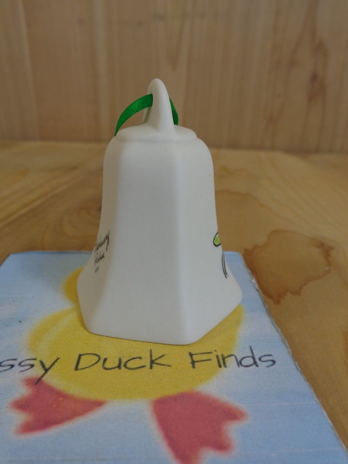 FEBRUARY ROBIN HAND BELL 2.5" White Porcelain Bead Clacker Bird | eBay