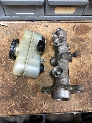 Ford Ranger Brake Master Cylinder W/Reservoir 2001-2003 01 02 03 OEM | eBay