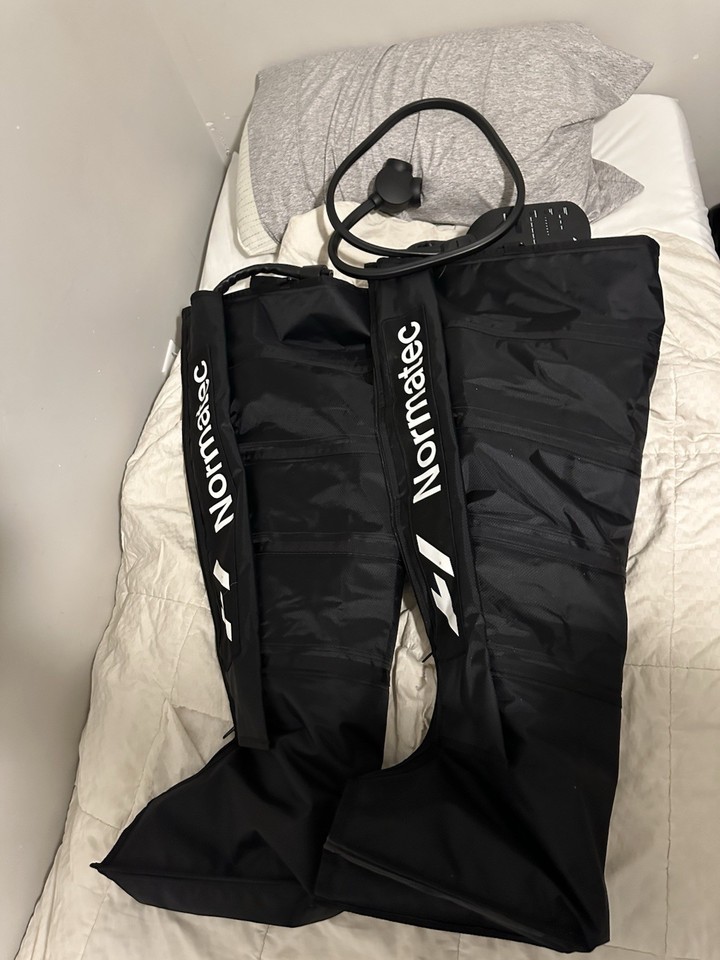 Hyperice Normatec 3 - Recovery System Dynamic Compression Massage ...