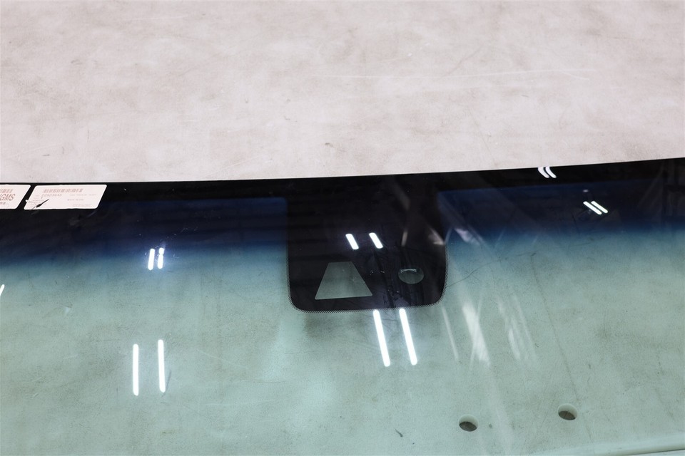 NEW OEM GM Windshield Glass 22923645 Cadillac XTS 2013-2014 | eBay