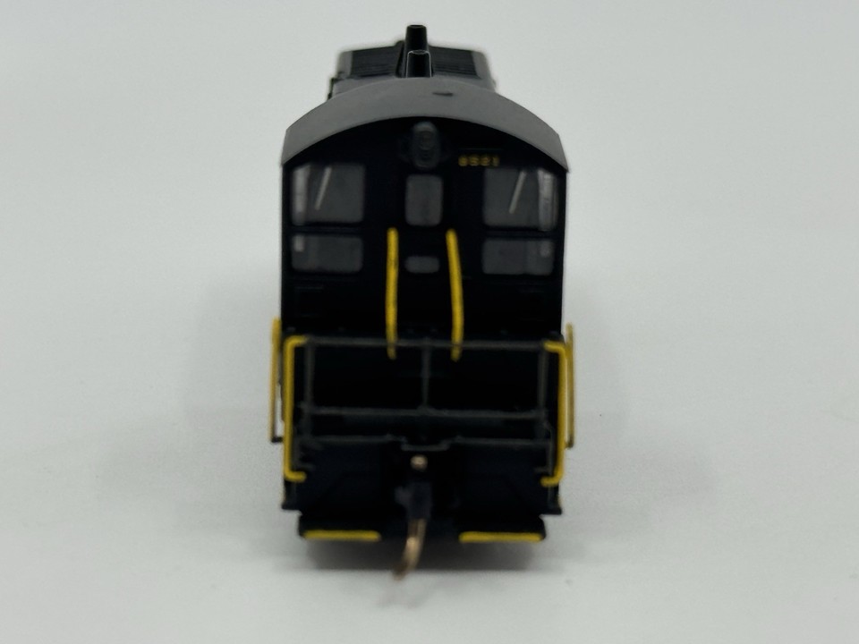 N Scale Life-Like 7867 Pennsylvania SW9/1200 Switcher Diesel Locomotive ...