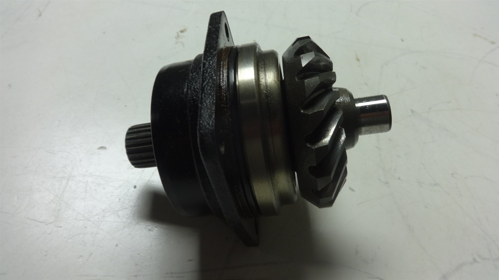 85 HONDA VF700S SABRE VF 700 HM135B ENGINE MIDDLE DRIVE BEVEL GEAR | eBay